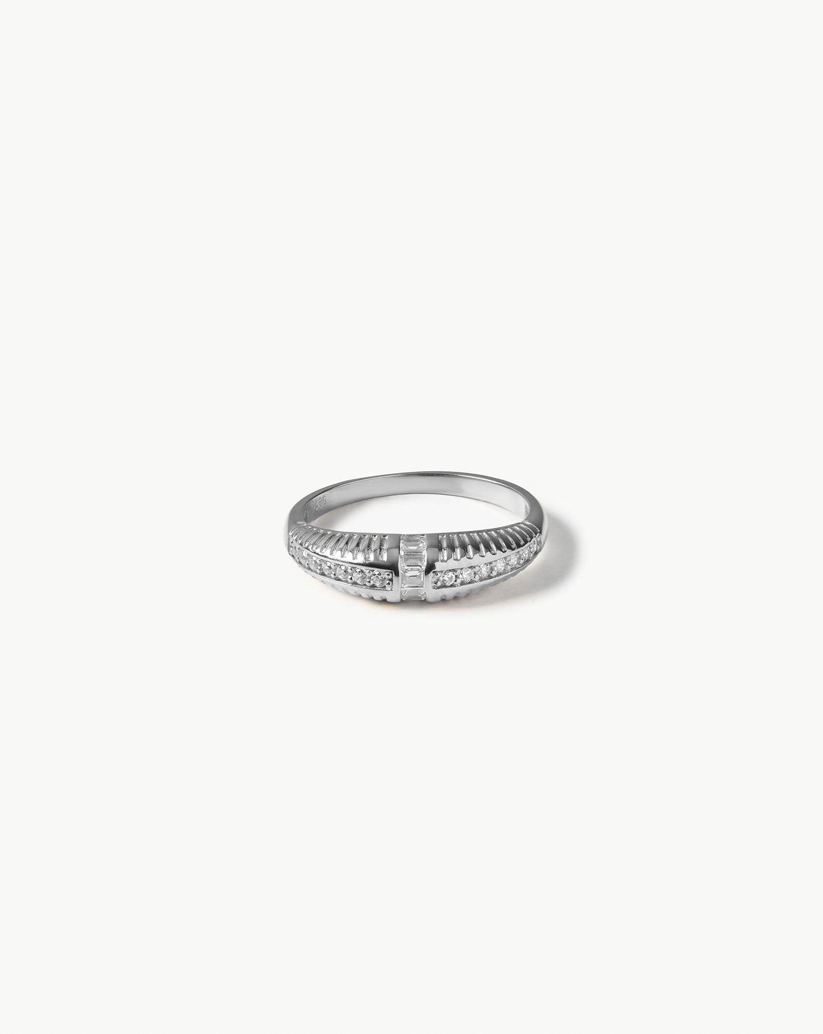 Hera Cut Ring – YVRIS